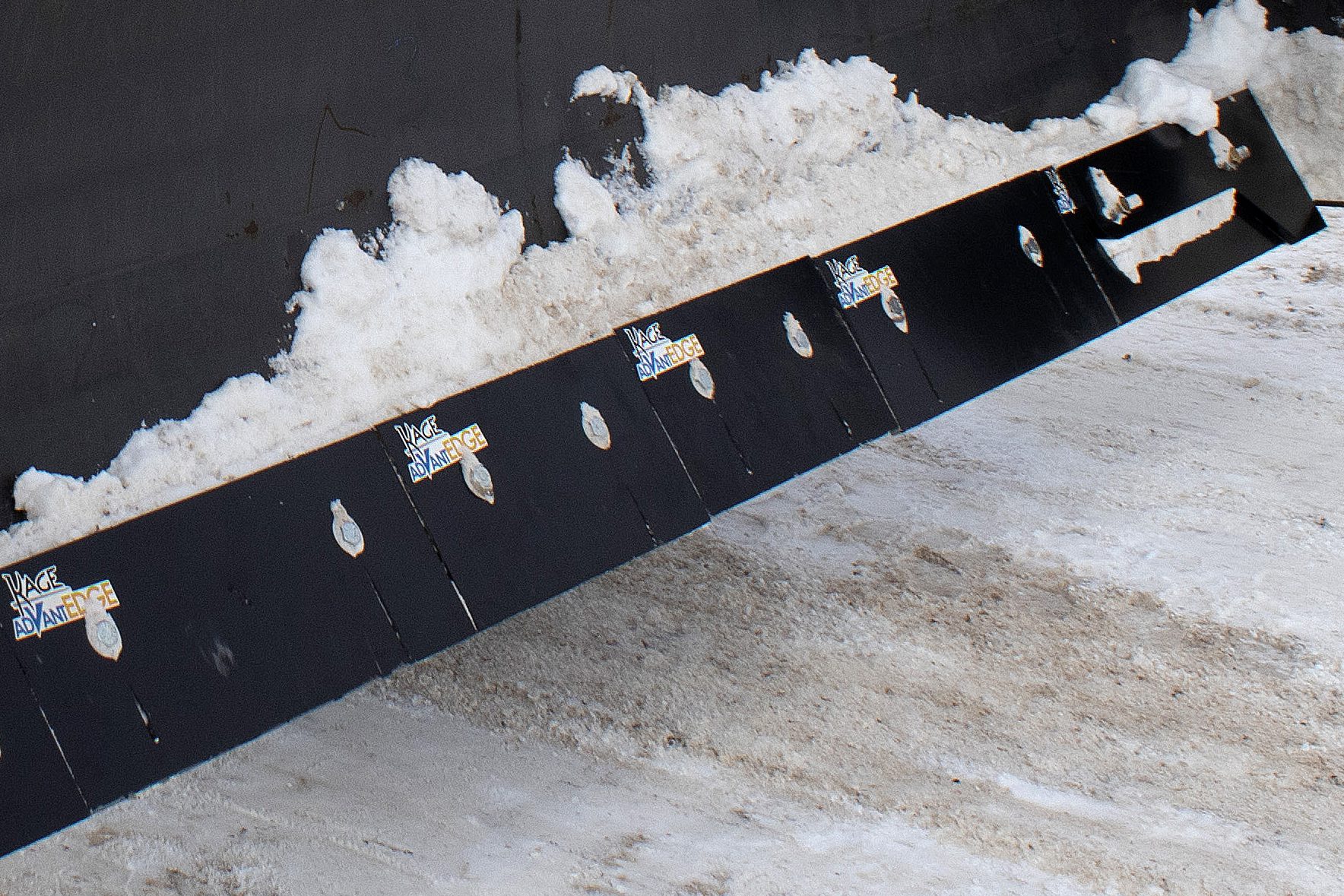 Comparing Different Types of Flex Edge Snow Plows