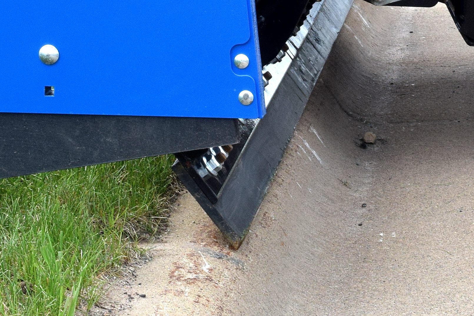 Trip Edge Plow - Comparing KAGE Plow Trip Edges